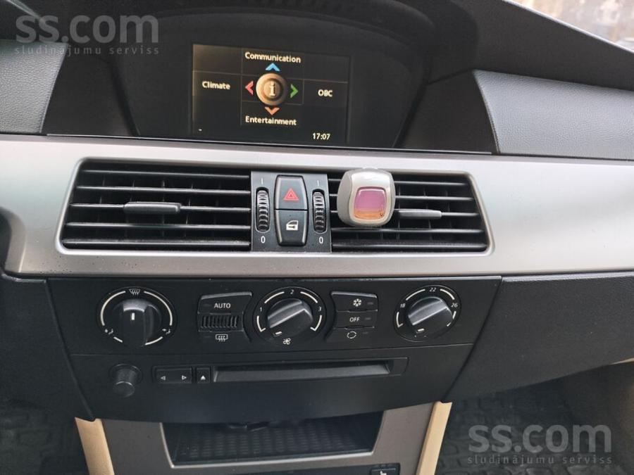 Zaļš BMW 525 2004 Rīga, ar dzinēja tilpumu 2.50 L un nobraukumu 394 tūkst. km par 2700 €, foto 12 vietnē AUTOMOTO.COM.LV