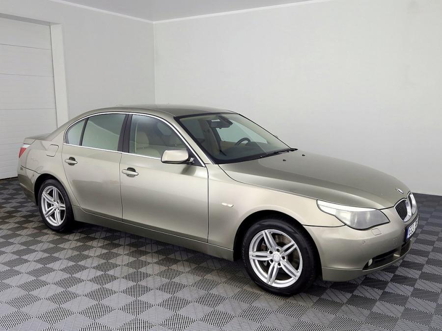 Zaļš BMW 525 2006 Tallina, ar dzinēja tilpumu 2.50 L un nobraukumu 247 tūkst. km par 2299 €, foto 9 vietnē AUTOMOTO.COM.LV