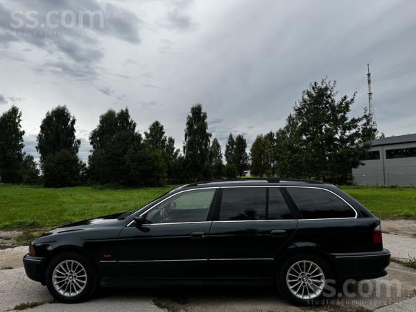 Green BMW 525 1998 in Valmiera, with an engine capacity of 2.50 L and mileage of 374 thousand km for 2450 €, photo 3 on AUTOMOTO.COM.LV