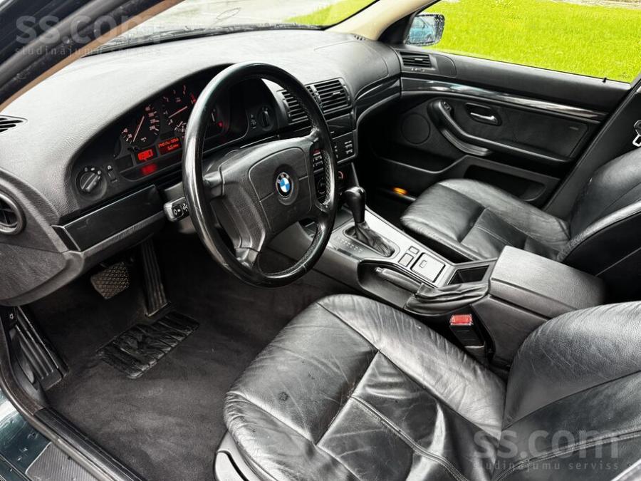 Zaļš BMW 525 1998 Valmiera, ar dzinēja tilpumu 2.50 L un nobraukumu 374 tūkst. km par 2450 €, foto 9 vietnē AUTOMOTO.COM.LV