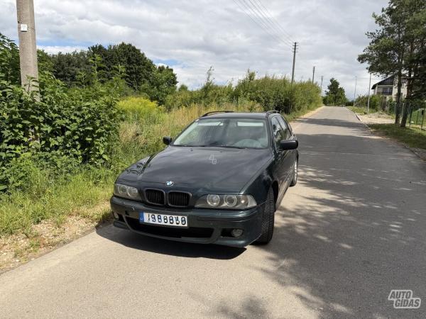 Зеленый БМВ 525 2000 в Вильнюс, объемом двигателя 2.50 л и пробегом 405 тыс. км за 1900 €, фото 1 на AUTOMOTO.COM.LV