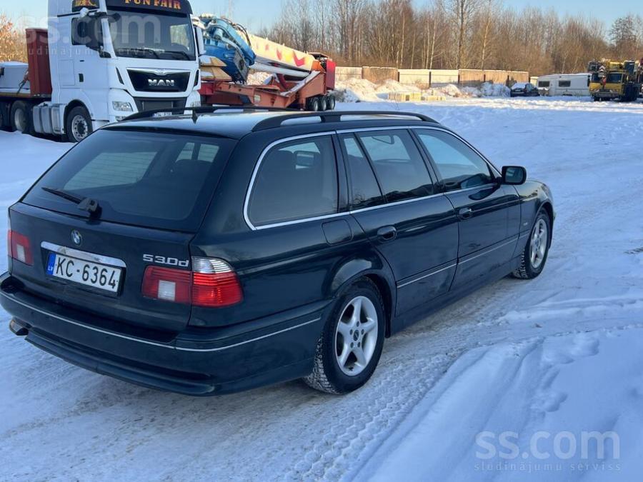 Green BMW 525 2002 in Riga, with an engine capacity of 2.50 L and mileage of 0 thousand km for 1850 €, photo 4 on AUTOMOTO.COM.LV
