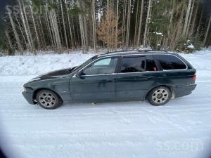 Зеленый БМВ 525 2002 в Мадона, объемом двигателя 2.50 л и пробегом 0 тыс. км за 1650 €, фото 4 на AUTOMOTO.COM.LV