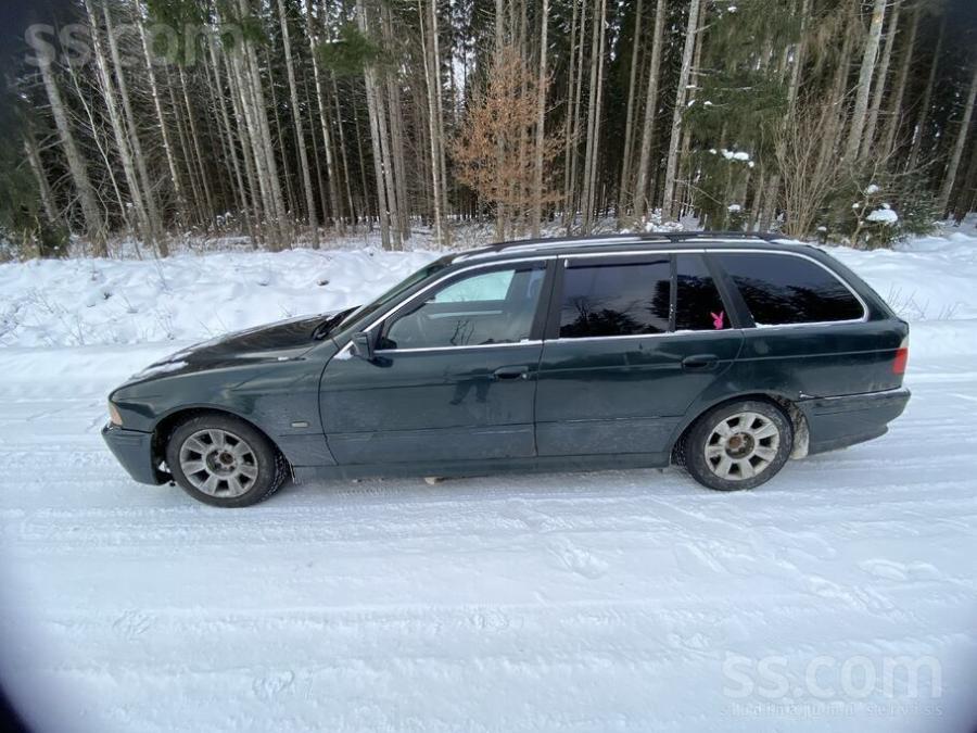 Зеленый БМВ 525 2002 в Мадона, объемом двигателя 2.50 л и пробегом 0 тыс. км за 1650 €, фото 4 на AUTOMOTO.COM.LV