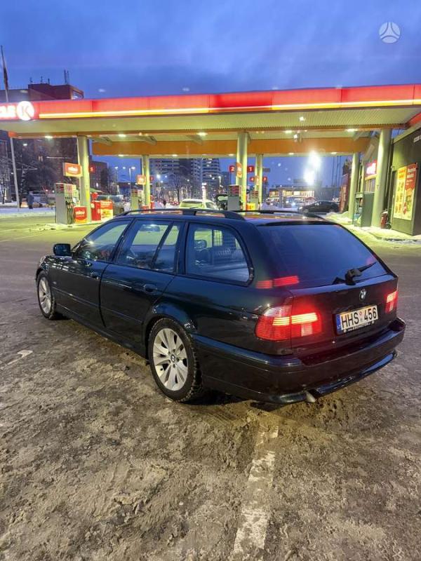 Green BMW 525 2003 in Kaunas, with an engine capacity of 2.50 L and mileage of 444 thousand km for 1800 €, photo 6 on AUTOMOTO.COM.LV