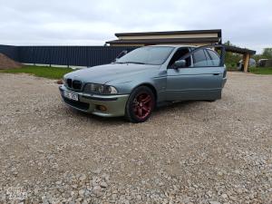 Zaļš BMW 525 2003 Šauļi, ar dzinēja tilpumu 2.50 L un nobraukumu 410 tūkst. km par 1250 €, foto 4 vietnē AUTOMOTO.COM.LV