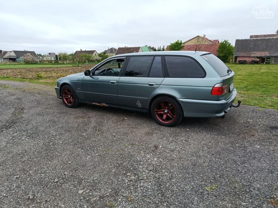 Zaļš BMW 525 2003 Šauļi, ar dzinēja tilpumu 2.50 L un nobraukumu 410 tūkst. km par 1250 €, foto 8 vietnē AUTOMOTO.COM.LV