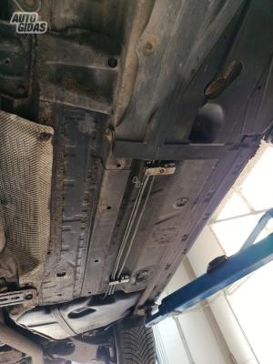 Zaļš BMW 525 2003 Šauļi, ar dzinēja tilpumu 2.50 L un nobraukumu 410 tūkst. km par 1250 €, foto 16 vietnē AUTOMOTO.COM.LV