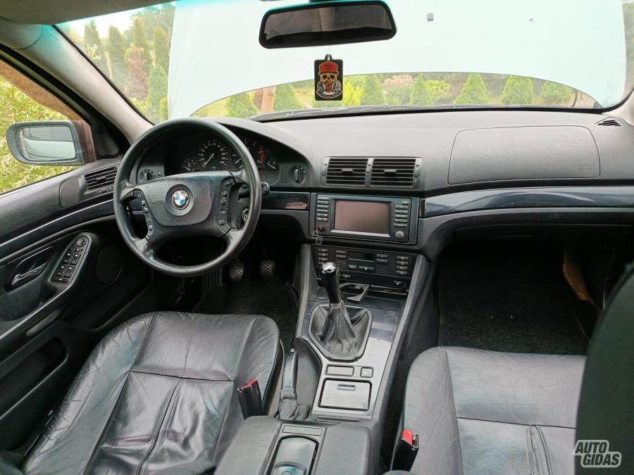 Zaļš BMW 525 2003 Šauļi, ar dzinēja tilpumu 2.50 L un nobraukumu 410 tūkst. km par 1250 €, foto 30 vietnē AUTOMOTO.COM.LV