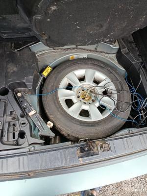 Zaļš BMW 525 2003 Šauļi, ar dzinēja tilpumu 2.50 L un nobraukumu 410 tūkst. km par 1250 €, foto 35 vietnē AUTOMOTO.COM.LV