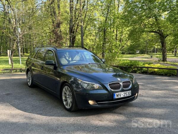 Green BMW 525 2007 in Riga, with an engine capacity of 3.00 L and mileage of 344 thousand km for 3500 €, photo 1 on AUTOMOTO.COM.LV