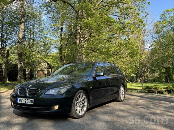 Green BMW 525 2007 in Riga, with an engine capacity of 3.00 L and mileage of 344 thousand km for 3500 €, photo 2 on AUTOMOTO.COM.LV