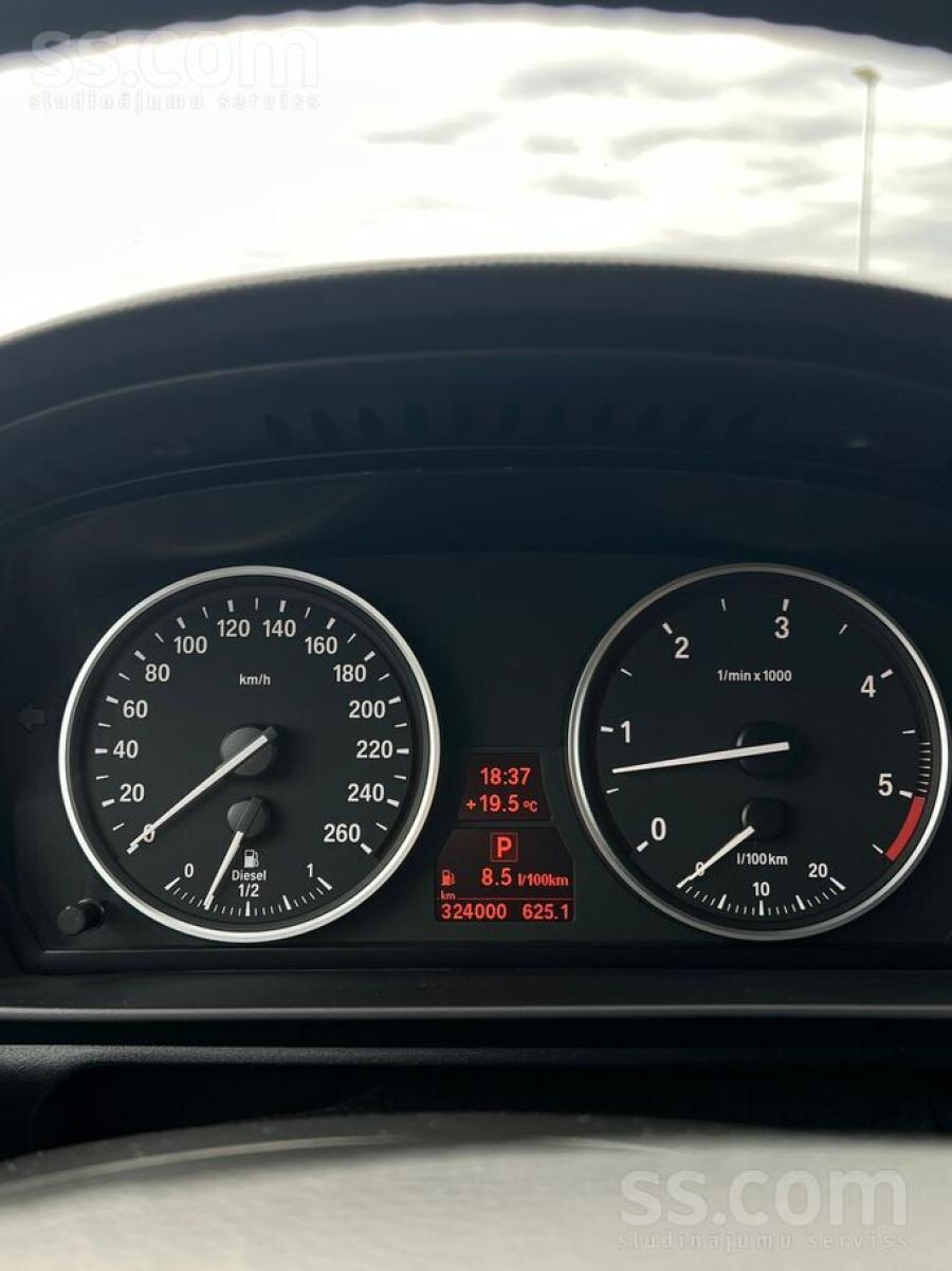 Zaļš BMW 525 2007 Liepāja, ar dzinēja tilpumu 3.00 L un nobraukumu 324 tūkst. km par 5150 €, foto 12 vietnē AUTOMOTO.COM.LV