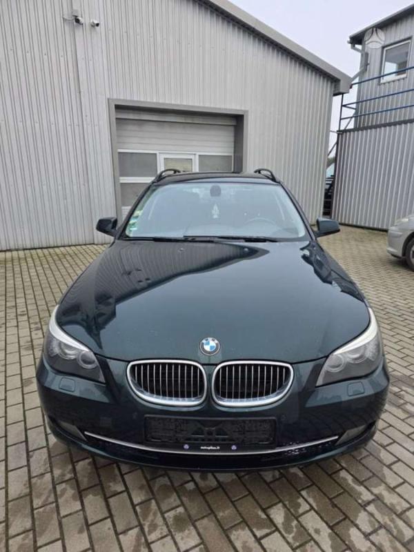 Green BMW 525 2009 in Silale, with an engine capacity of 2.99 L and mileage of 284 thousand km for 3550 €, photo 4 on AUTOMOTO.COM.LV