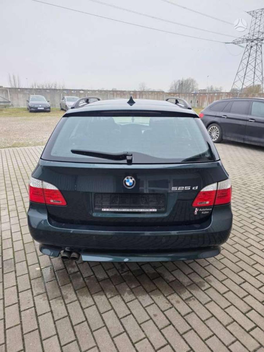 Green BMW 525 2009 in Silale, with an engine capacity of 2.99 L and mileage of 284 thousand km for 3550 €, photo 7 on AUTOMOTO.COM.LV