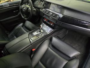Zaļš BMW 525 2012 Šauļi, ar dzinēja tilpumu 3.00 L un nobraukumu 295 tūkst. km par 11000 €, foto 6 vietnē AUTOMOTO.COM.LV