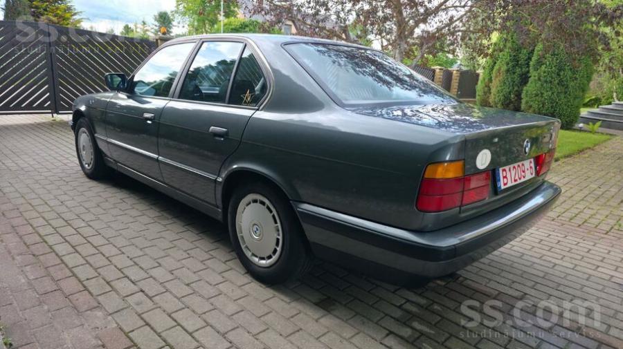 Grey BMW 525 1989 in Riga, with an engine capacity of 2.50 L and mileage of 286 thousand km for 8450 €, photo 4 on AUTOMOTO.COM.LV