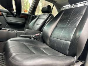 Grey BMW 525 1992 in Vilnius, with an engine capacity of 0.00 L and mileage of 162 thousand km for 5700 €, photo 14 on AUTOMOTO.COM.LV