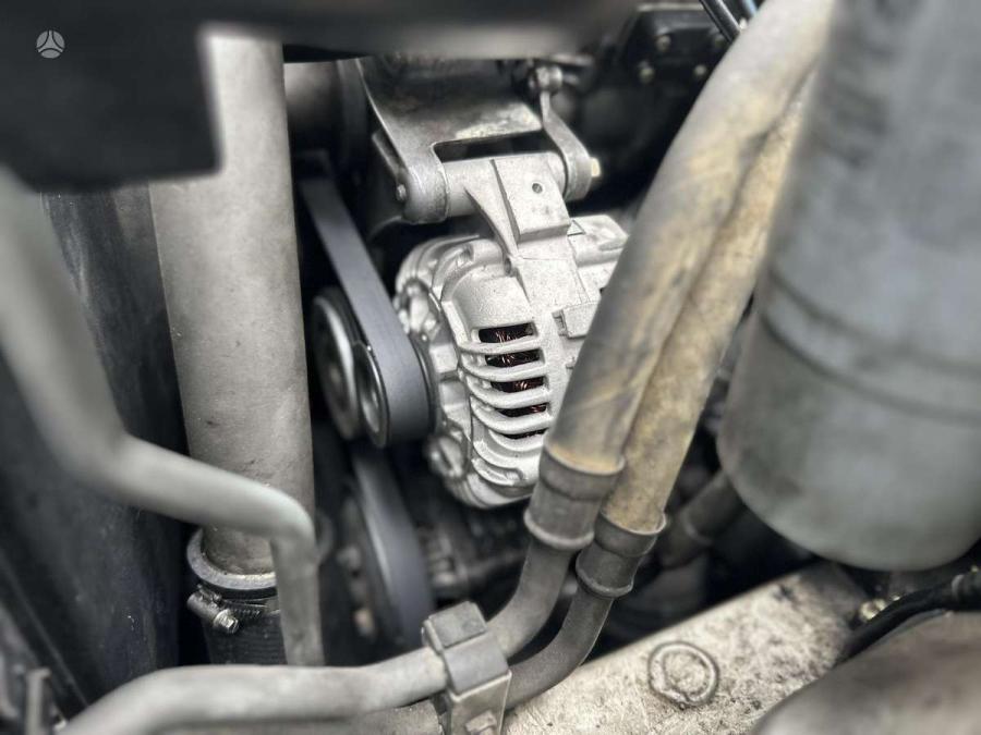 Grey BMW 525 1992 in Vilnius, with an engine capacity of 0.00 L and mileage of 162 thousand km for 5700 €, photo 38 on AUTOMOTO.COM.LV