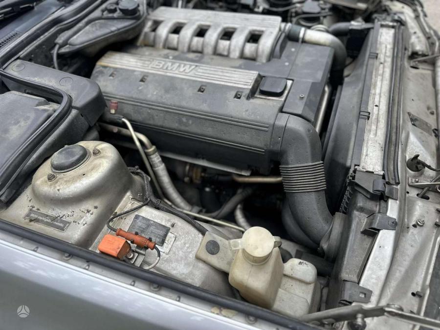 Grey BMW 525 1992 in Vilnius, with an engine capacity of 0.00 L and mileage of 162 thousand km for 5700 €, photo 39 on AUTOMOTO.COM.LV