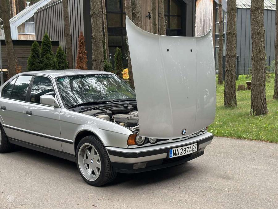 Grey BMW 525 1992 in Vilnius, with an engine capacity of 0.00 L and mileage of 162 thousand km for 5700 €, photo 41 on AUTOMOTO.COM.LV