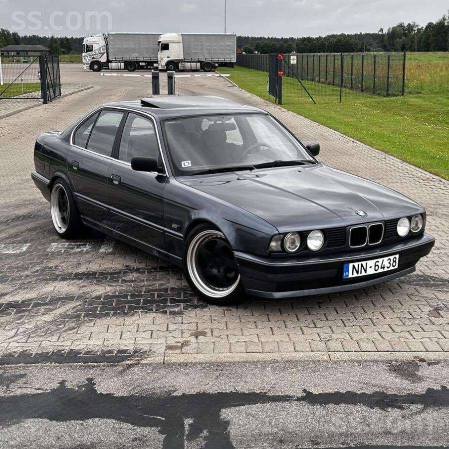 Pelēks BMW 525 1993 Rīga, ar dzinēja tilpumu 2.50 L un nobraukumu 368 tūkst. km par 4550 €, foto 4 vietnē AUTOMOTO.COM.LV