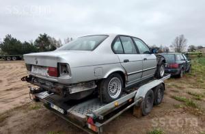 Grey BMW 525 1994 in Ventspils, with an engine capacity of 2.50 L and mileage of 295 thousand km for 1200 €, photo 7 on AUTOMOTO.COM.LV