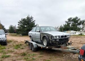 Grey BMW 525 1994 in Ventspils, with an engine capacity of 2.50 L and mileage of 295 thousand km for 1200 €, photo 8 on AUTOMOTO.COM.LV