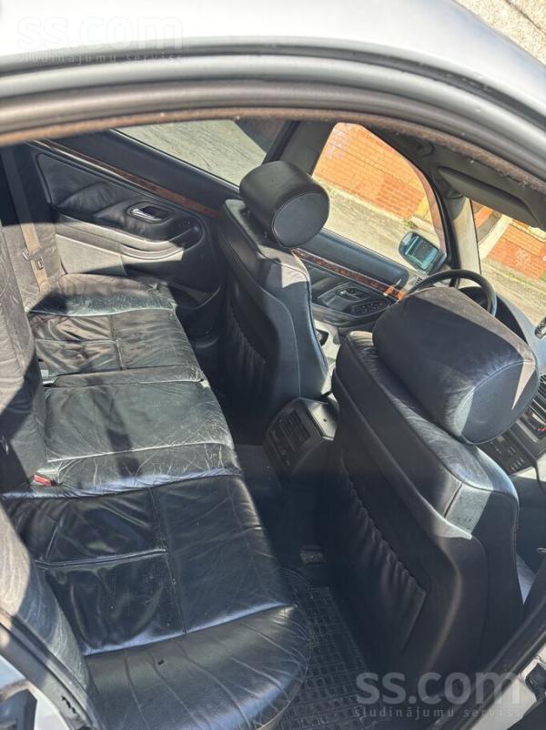 Pelēks BMW 525 1997 Liepāja, ar dzinēja tilpumu 2.50 L un nobraukumu 407 tūkst. km par 1600 €, foto 6 vietnē AUTOMOTO.COM.LV