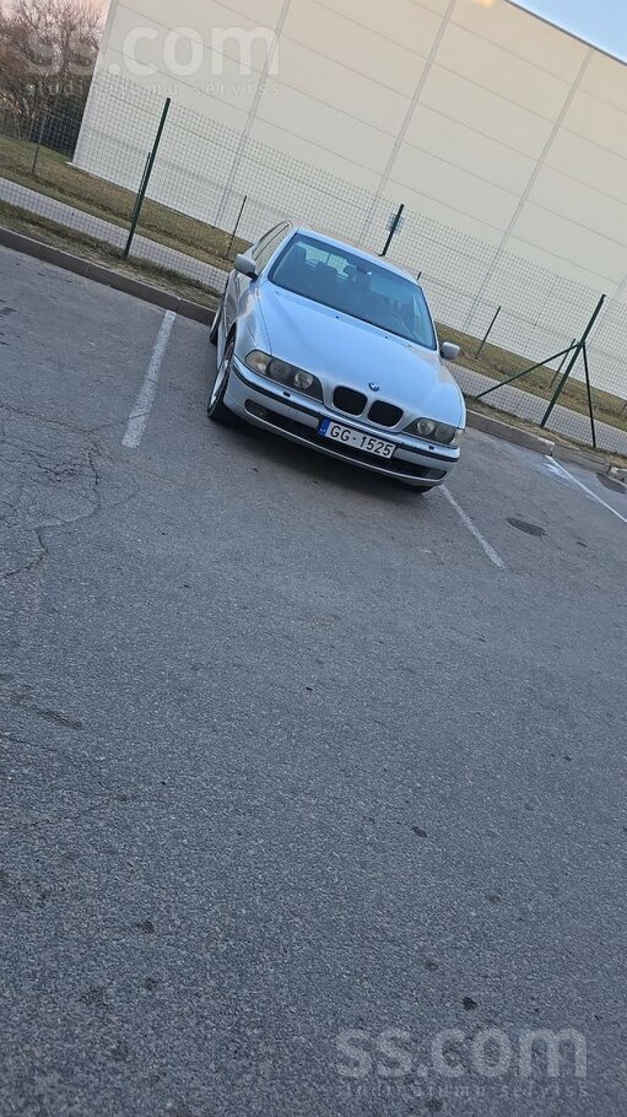 Pelēks BMW 525 1997 Jelgava, ar dzinēja tilpumu 2.50 L un nobraukumu 286 tūkst. km par 600 €, foto 3 vietnē AUTOMOTO.COM.LV