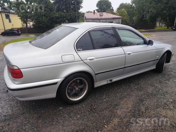 Pelēks BMW 525 1997 Rīga, ar dzinēja tilpumu 2.50 L un nobraukumu 406 tūkst. km par 1500 €, foto 3 vietnē AUTOMOTO.COM.LV