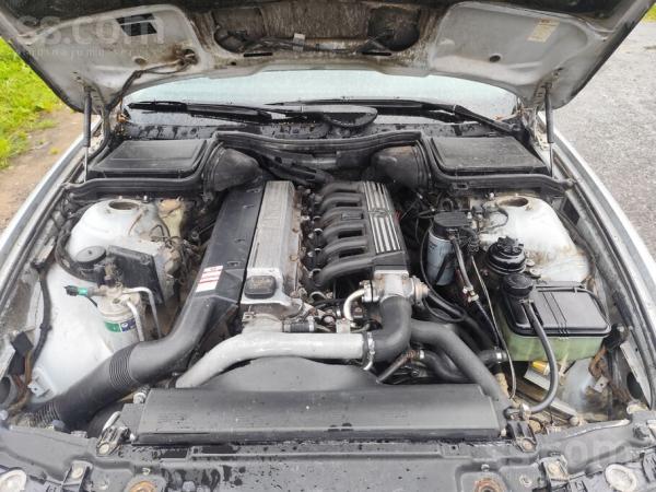 Pelēks BMW 525 1997 Rīga, ar dzinēja tilpumu 2.50 L un nobraukumu 406 tūkst. km par 1500 €, foto 8 vietnē AUTOMOTO.COM.LV