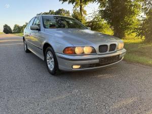 Grey BMW 525 1998 in Marijampole, with an engine capacity of 2.50 L and mileage of 138 thousand km for 2600 €, photo  on AUTOMOTO.COM.LV