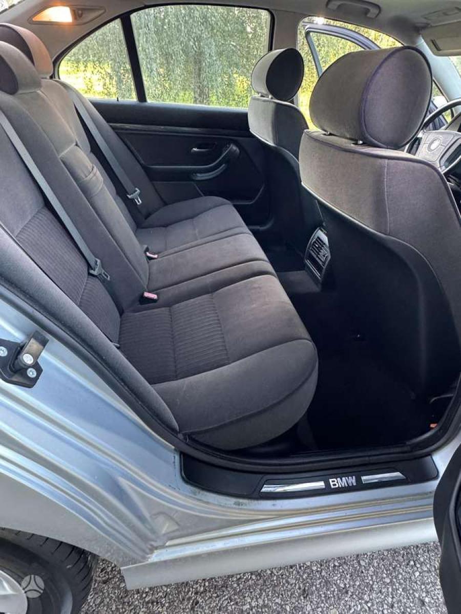 Grey BMW 525 1998 in Marijampole, with an engine capacity of 2.50 L and mileage of 138 thousand km for 2600 €, photo 12 on AUTOMOTO.COM.LV