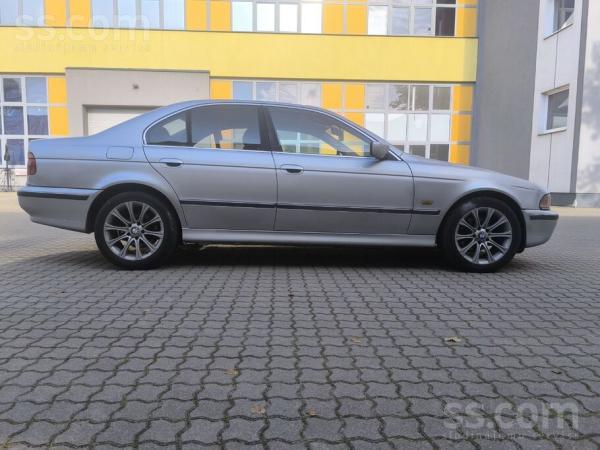 Pelēks BMW 525 1998 Rīga, ar dzinēja tilpumu 2.50 L un nobraukumu 357 tūkst. km par 1450 €, foto 5 vietnē AUTOMOTO.COM.LV