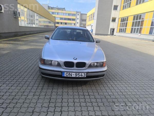 Pelēks BMW 525 1998 Rīga, ar dzinēja tilpumu 2.50 L un nobraukumu 357 tūkst. km par 1450 €, foto 7 vietnē AUTOMOTO.COM.LV