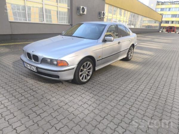 Pelēks BMW 525 1998 Rīga, ar dzinēja tilpumu 2.50 L un nobraukumu 357 tūkst. km par 1450 €, foto 8 vietnē AUTOMOTO.COM.LV