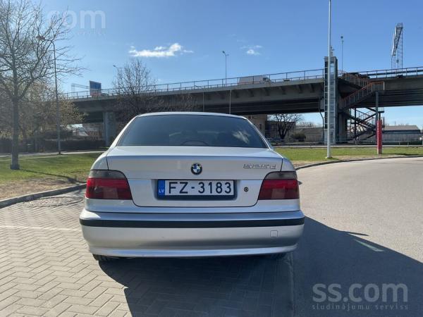 Grey BMW 525 2000 in Riga, with an engine capacity of 2.50 L and mileage of 340 thousand km for 2350 €, photo 9 on AUTOMOTO.COM.LV