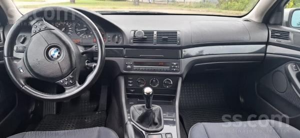 Pelēks BMW 525 2000 Rīga, ar dzinēja tilpumu 2.50 L un nobraukumu 340 tūkst. km par 2690 €, foto 5 vietnē AUTOMOTO.COM.LV