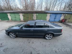 Pelēks BMW 525 2000 Rīga, ar dzinēja tilpumu 2.50 L un nobraukumu 417 tūkst. km par 2200 €, foto 4 vietnē AUTOMOTO.COM.LV