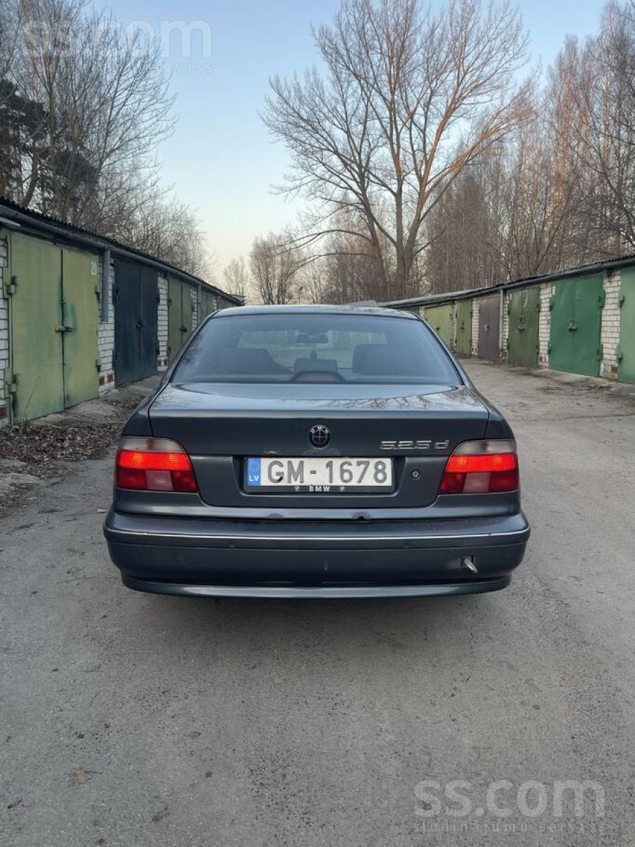 Pelēks BMW 525 2000 Rīga, ar dzinēja tilpumu 2.50 L un nobraukumu 417 tūkst. km par 2200 €, foto 5 vietnē AUTOMOTO.COM.LV
