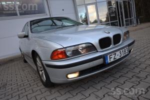 Grey BMW 525 2000 in Riga, with an engine capacity of 2.50 L and mileage of 344 thousand km for 2995 €, photo 5 on AUTOMOTO.COM.LV