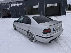 Pelēks BMW 525 2001 Liepāja, ar dzinēja tilpumu 2.50 L un nobraukumu 515 tūkst. km par 3150 €, foto 6 vietnē AUTOMOTO.COM.LV