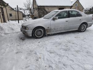 Grey BMW 525 2001 in Pakruojis, with an engine capacity of 2.50 L and mileage of 396 thousand km for 1100 €, photo  on AUTOMOTO.COM.LV