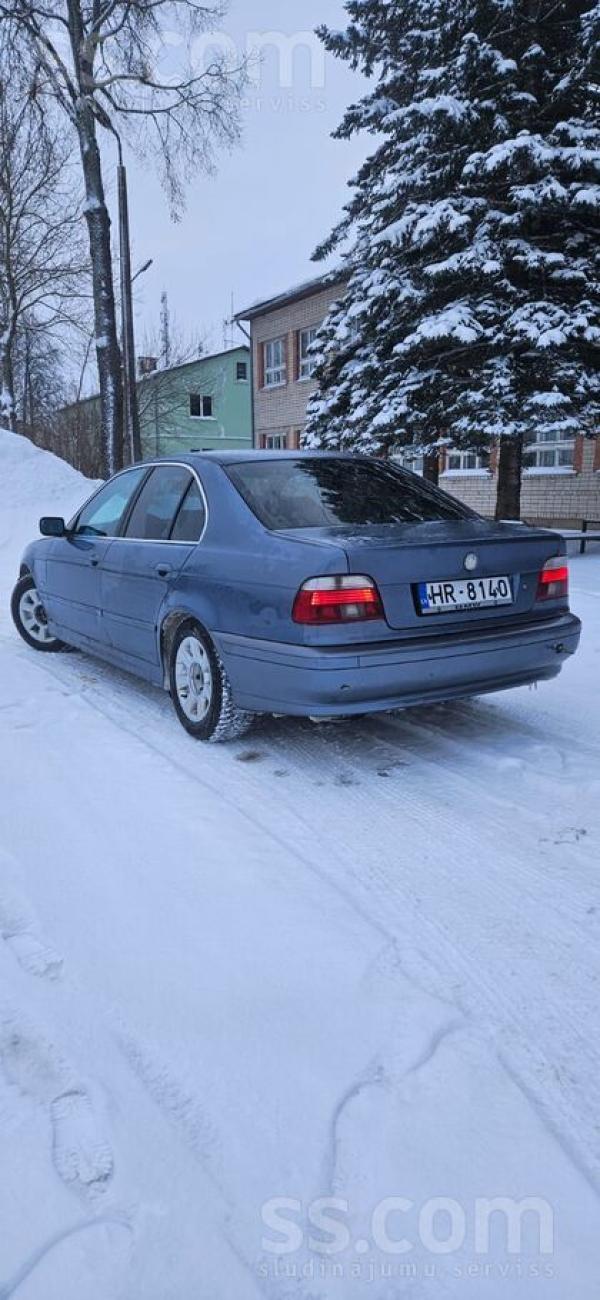 Grey BMW 525 2001 in Kraslava, with an engine capacity of 2.50 L and mileage of 420 thousand km for 1700 €, photo 3 on AUTOMOTO.COM.LV