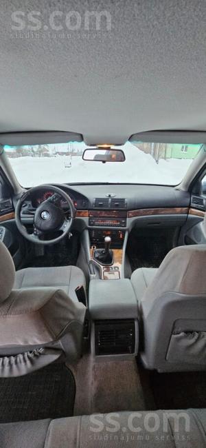 Pelēks BMW 525 2001 Krāslava, ar dzinēja tilpumu 2.50 L un nobraukumu 420 tūkst. km par 1700 €, foto 6 vietnē AUTOMOTO.COM.LV