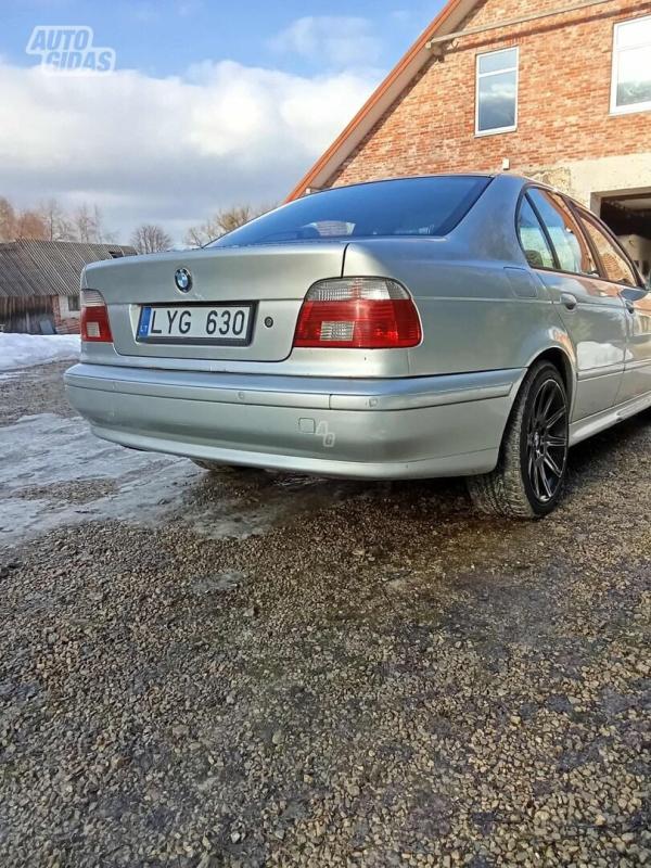 Pelēks BMW 525 2001 Pasvalys, ar dzinēja tilpumu 2.50 L un nobraukumu 415 tūkst. km par 2350 €, foto 2 vietnē AUTOMOTO.COM.LV