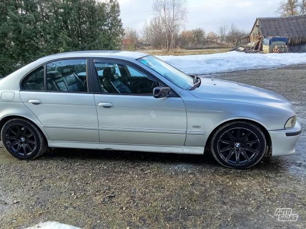 Pelēks BMW 525 2001 Pasvalys, ar dzinēja tilpumu 2.50 L un nobraukumu 415 tūkst. km par 2350 €, foto 5 vietnē AUTOMOTO.COM.LV