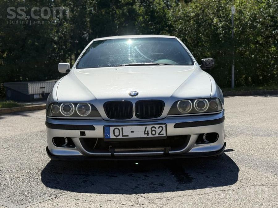 Pelēks BMW 525 2001 Rīga, ar dzinēja tilpumu 3.00 L un nobraukumu 389 tūkst. km par 2250 €, foto 3 vietnē AUTOMOTO.COM.LV