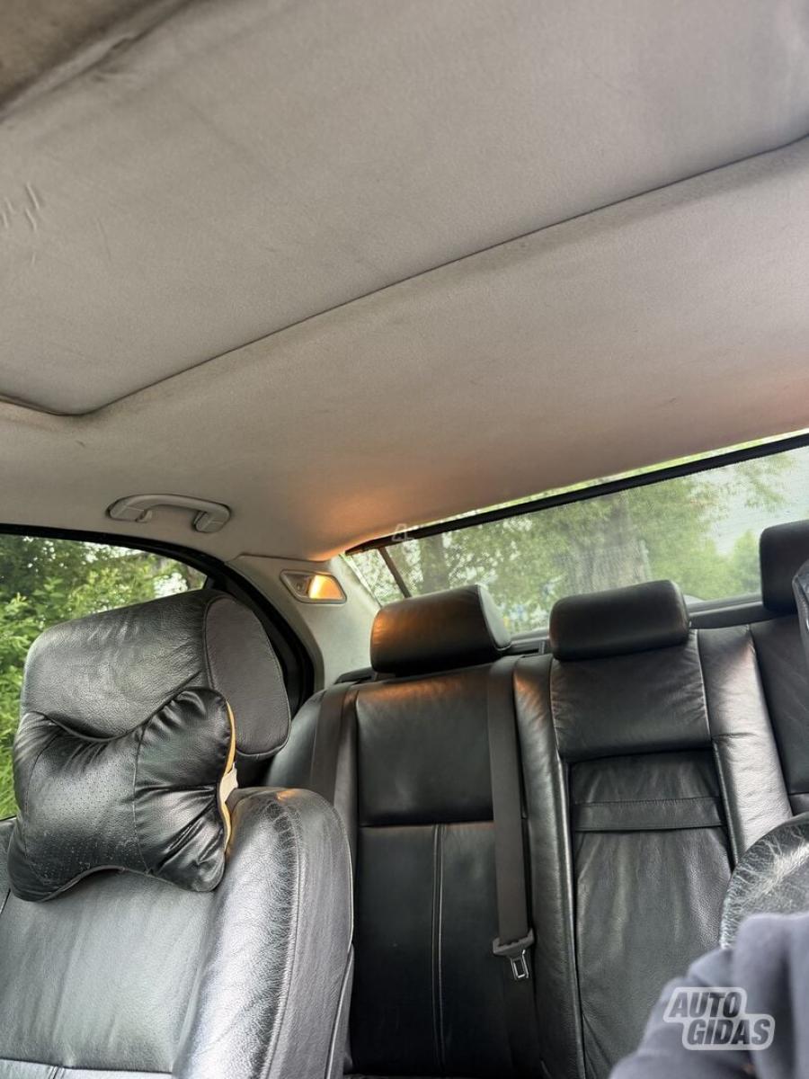 Pelēks BMW 525 2001 Klaipėda, ar dzinēja tilpumu 2.50 L un nobraukumu 500 tūkst. km par 2600 €, foto 13 vietnē AUTOMOTO.COM.LV